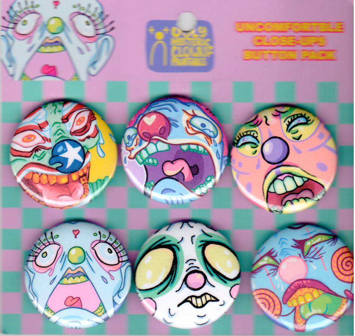 UGLY CLOWN BUTTON SET UNCOMFORTABLE CLOSE-UP - Merchandising - Worlds ...